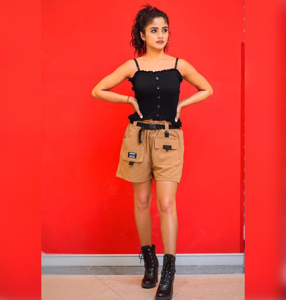Nisha Guragain Biography, Age, Height, Family, TikTok, Wiki