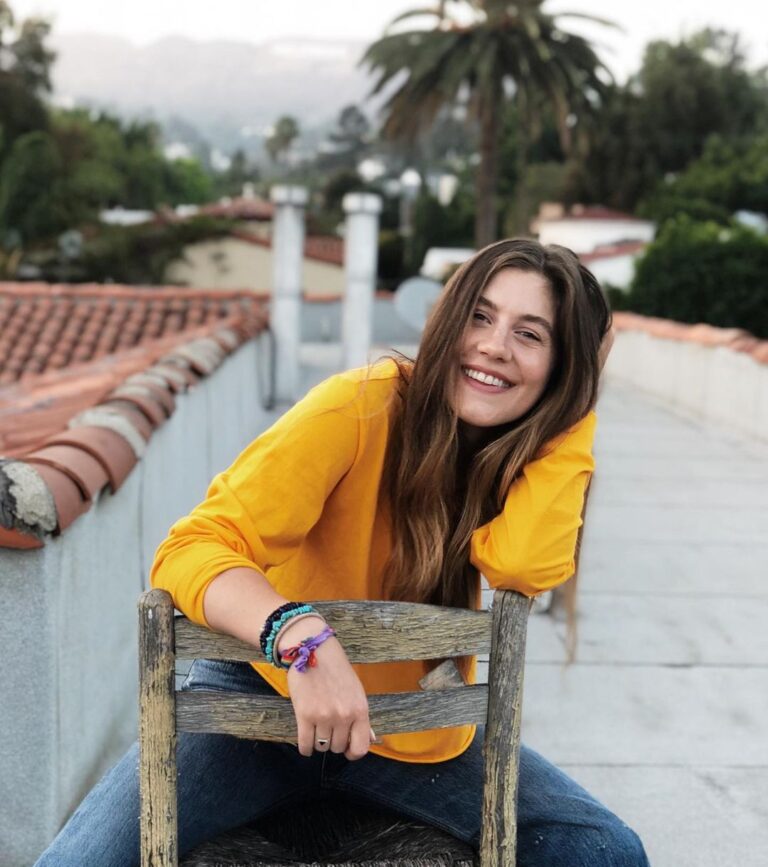 Laura Dreyfuss Bio, Age, Height, Husband, Net Worth, Wiki