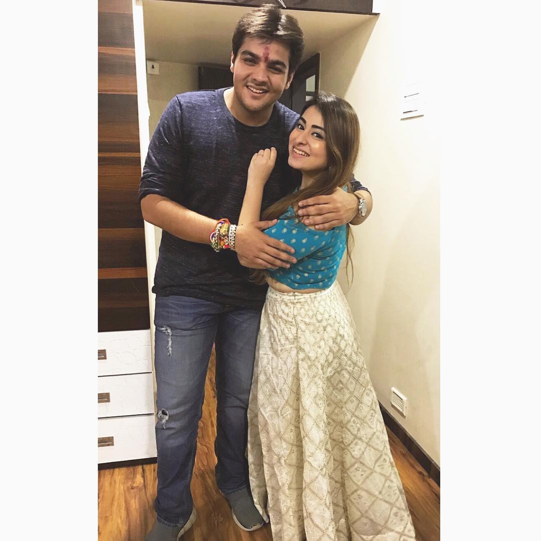Ashish Chanchlani Age, Height, Family, GF, Net Worth, Wiki