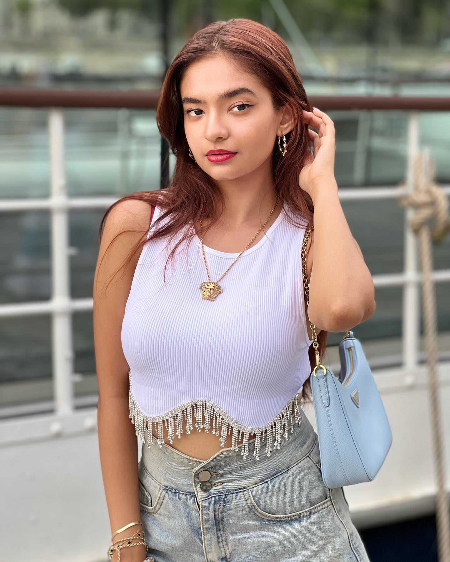 Anushka Sen Age, Height, Boyfriend, Instagram, Net Worth