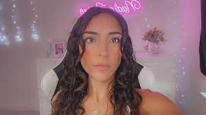 Nadia Amine Age, Height, Net Worth, Boyfriend, Biography and More ...