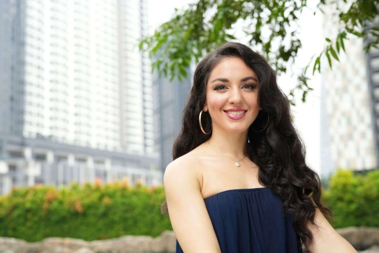 Shade Zahrai Age, Height, Net Worth, Boyfriend, Biography and More ...