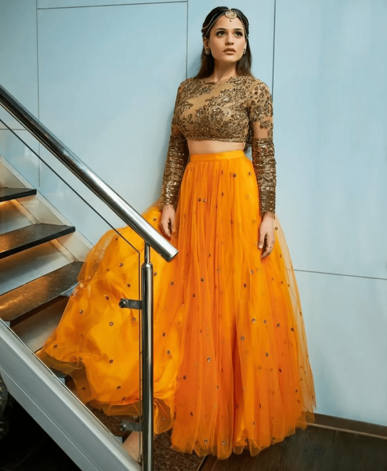 aviva bidapa wiki, age, first husband (Ex Husband), Net worth, father ...